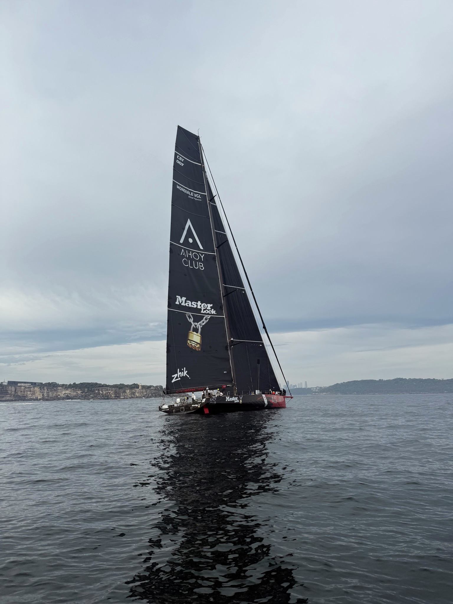 Master Lock Comanche has claimed line honours victory of the Sydney to ...